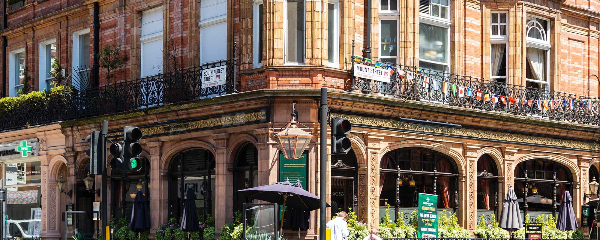 Vardags | Divorce lawyers serving w1 | When you need to win